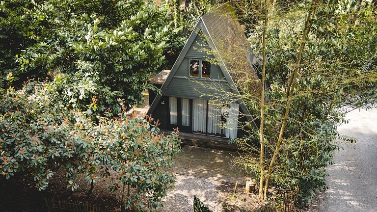 Prachtig boshuisje met romantisch ligbad in Lanaken